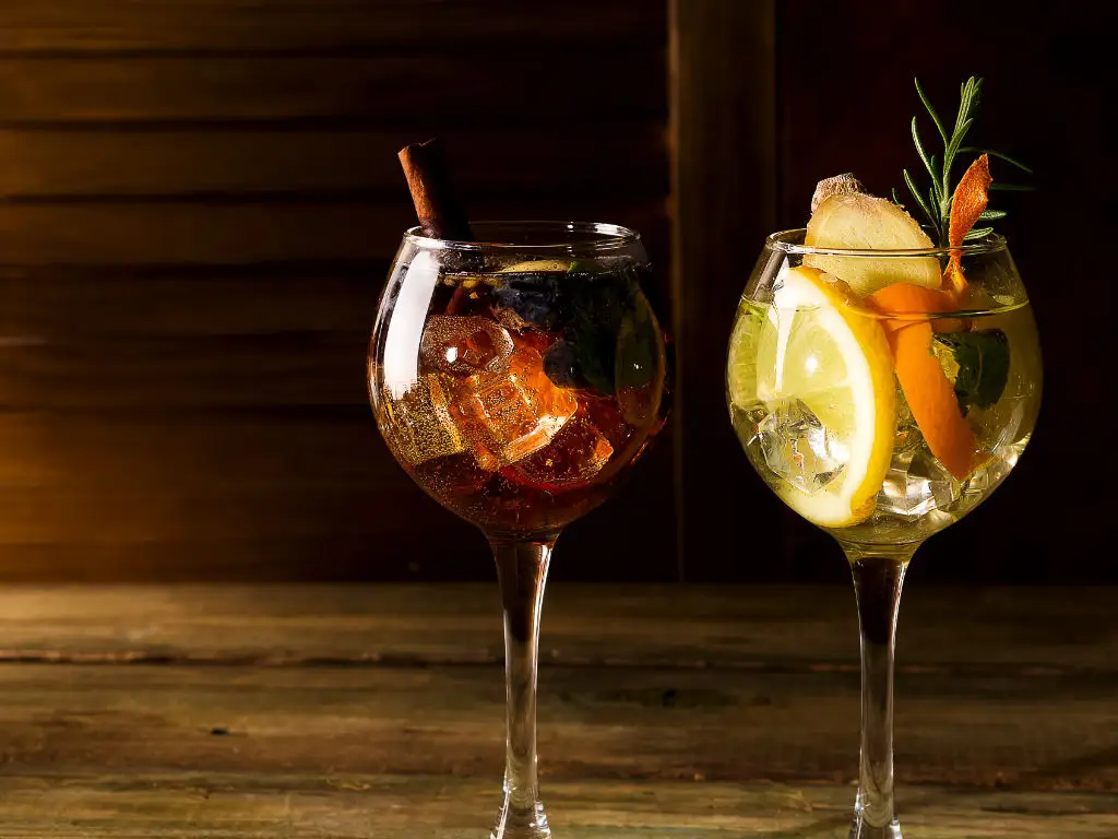 Différence entre le vermouth blanc et le vermouth rouge - La Tramuntana